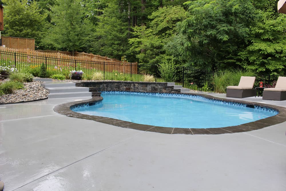 Triangle Swimming Pool | The Pool Company Construction