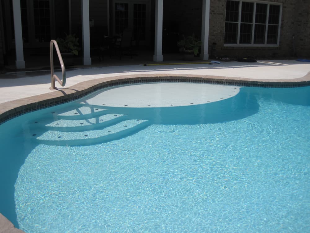Swimming Pool with Raised & Reverse Bond Beams | The Pool Company ...